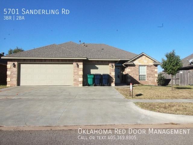 3 bed 2 bath for rent in Yukon!