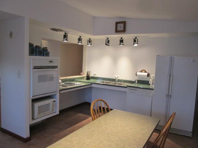 3 Bed 2 Bath House 1440 FAIRVIEW AVE for sale in Chicago Heights, Illinois