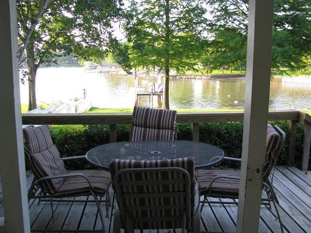 3 Bed 2 Bath House 150 SUNSET DR for sale in Gun Barrel City, Texas