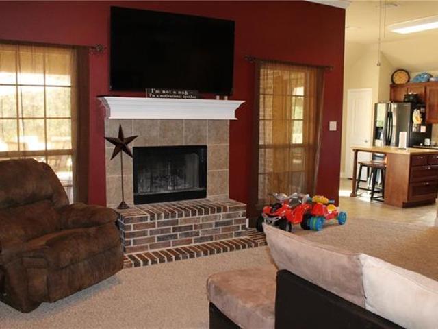 3 Bed 2 Bath House 460 ADMIRAL DR for sale in Gun Barrel City, Texas