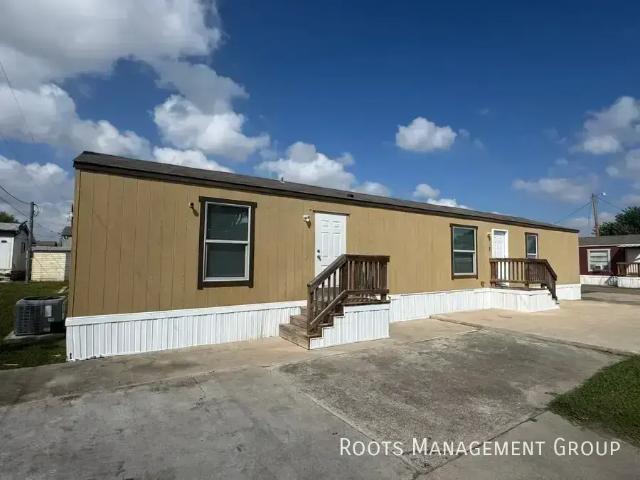 3 Bed 2 Bath Home Available for Lease at Magnolia Village Apply Now!