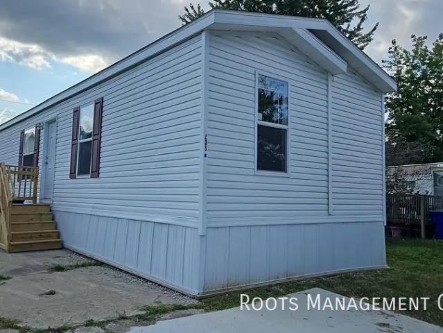 3 Bed 2 Bath Home Available for Lease at Fort Wayne MHC Apply Now!
