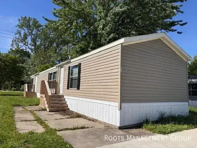 3 Bed 2 Bath Home Available for Lease at Fort Wayne MHC Apply Now!
