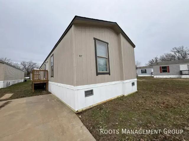 3 Bed 2 Bath Home Available for Lease at The Orchards/Paradise Apply Now!