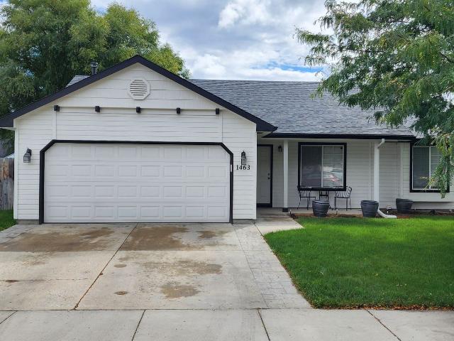 3 Bed 2 Bath Home in Kuna