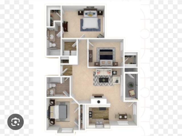 3 Bed 2 Bath in the Fort