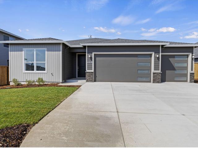 3 Bed, 2 Bath New Home plan in Eagle Point, OR