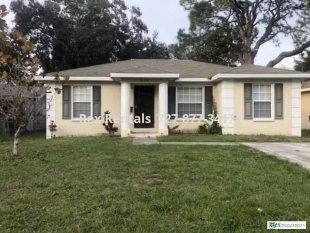 3 bed 2 bath near Lake Maggiore 829 35th Avenue South