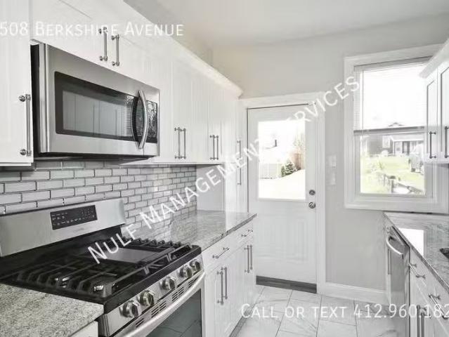 3 Bed, 2 Bath plus bonus room in Brookline 1508 Berkshire Ave