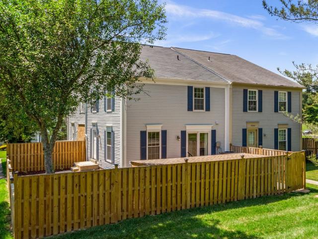 3 Bed 2.5 Bath Gaithersburg Townhome Completely Renovated