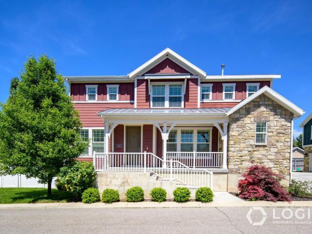 3 Bed / 2.5 Bath Single Family Home for Rent in Holladay, UT – $3,750