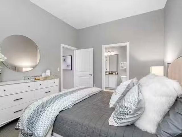 3 Bed 3 Bath