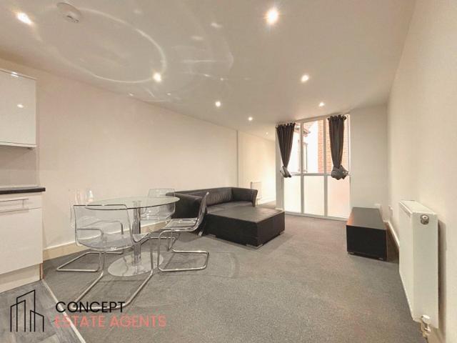 3 Bed 3 Bath flat on Haydons Road, South Wimbledon