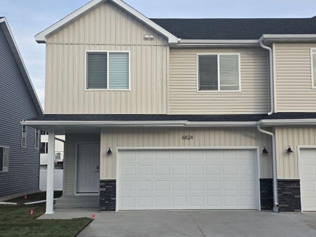 3 Bed 3 Bath Townhome