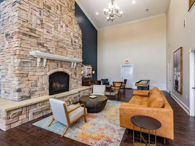 3 bed 3.5 bath 2600sqft Graycliff Luxury Townhomes