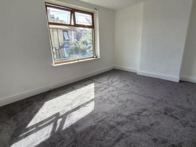 3 bed Terraced To Let