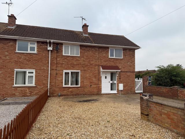 3 bed Terraced To Let