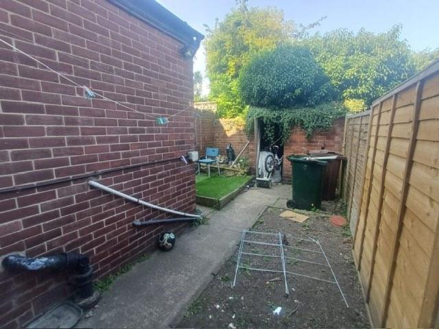 3 bed Terraced To Let