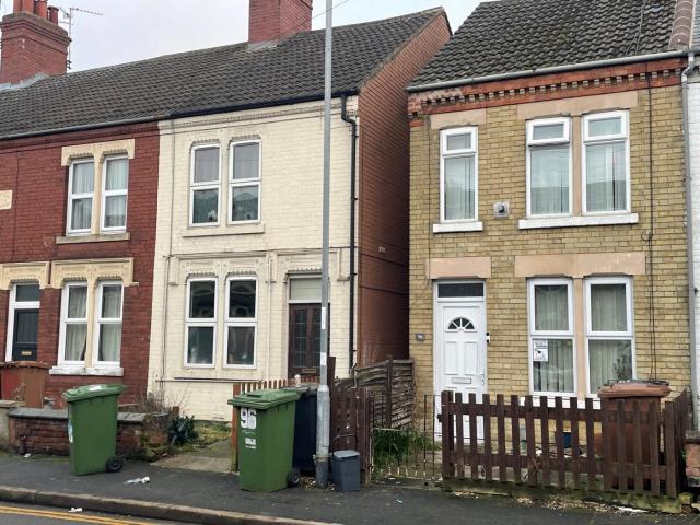 3 bed Terraced To Let