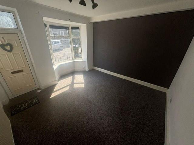3 bed Terraced To Let
