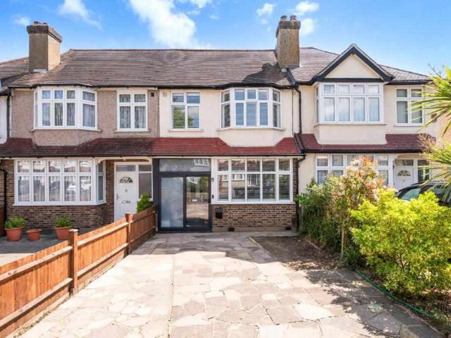 3 Bed, Terraced, Bridgewood Road, Worcester Park, KT4 [INVESTMENT PROPERTY]
