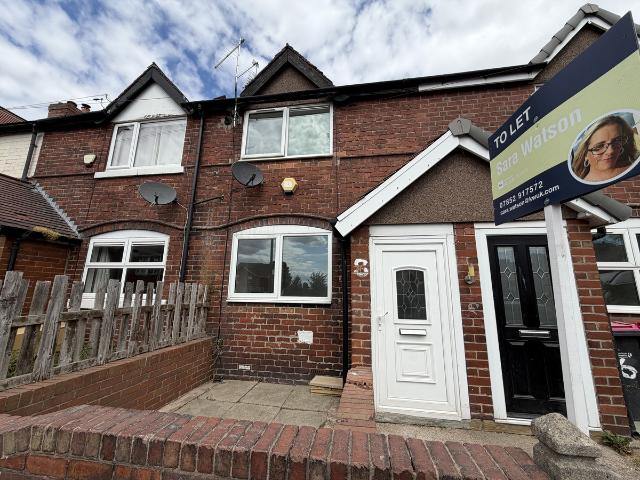 3 bed Terraced House To Let