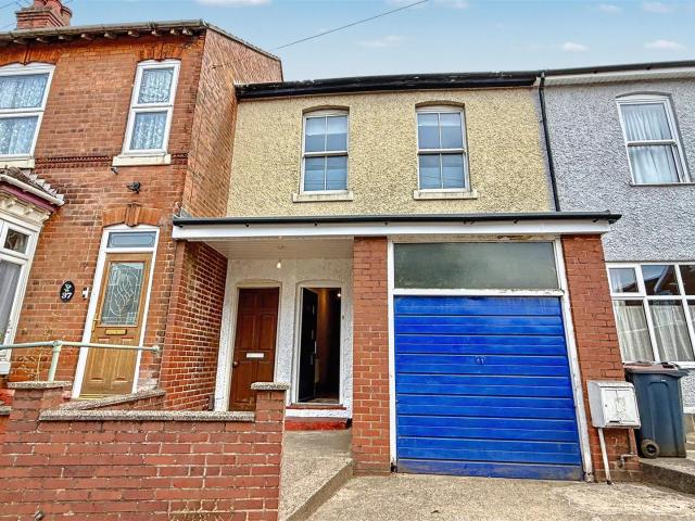 3 bed terraced house to rent in Bournville Lane, Birmingham, B30