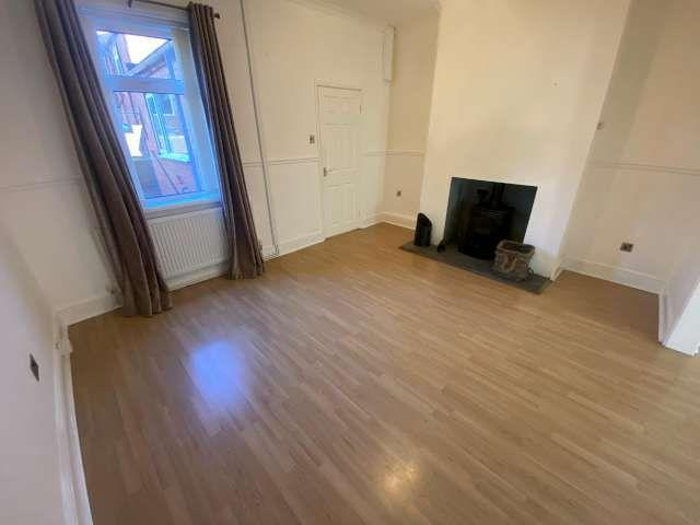 3 bed terraced house to rent in Brewer Street, Bishop Auckland