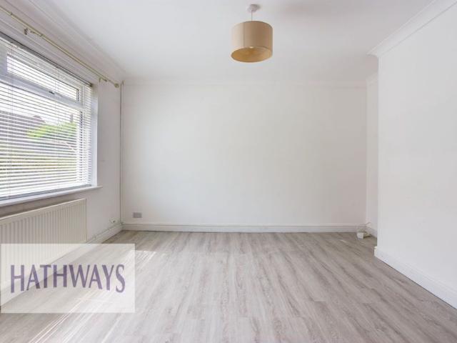 3 bed terraced house to rent in Caroline Road, New Inn, NP4