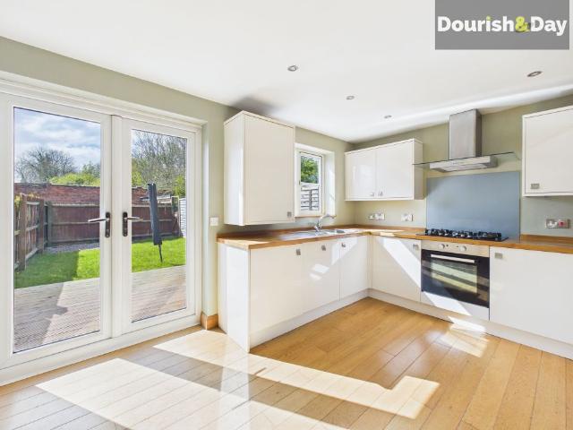 3 bed terraced house to rent in Commonside Close, Stafford, ST16