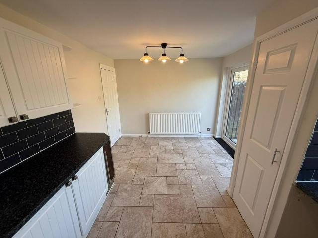 3 bed terraced house to rent in Rosegill, Washington