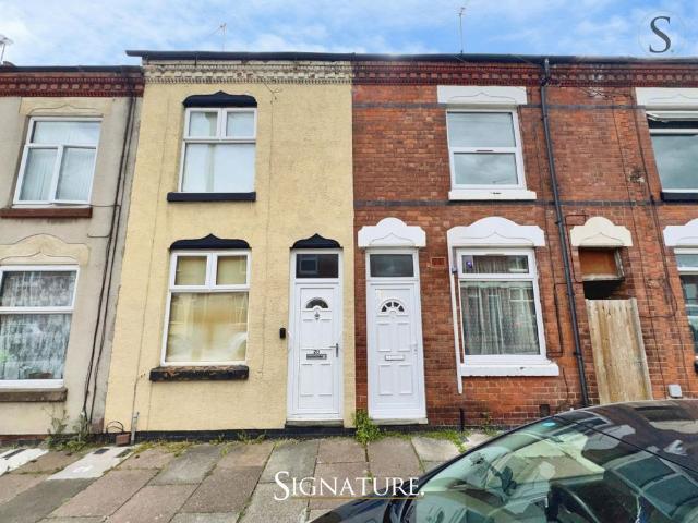 3 bed terraced house to rent in Sheffield Street, Leicester