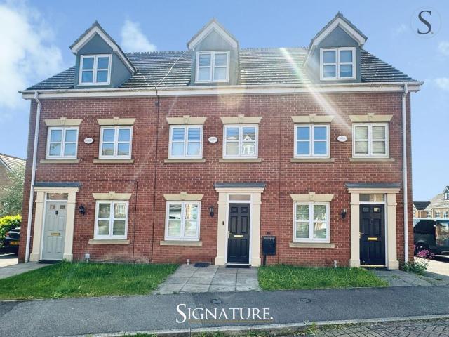 3 bed terraced house to rent in Shipman Road, Leicester