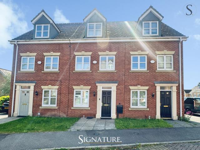 3 bed terraced house to rent in Shipman Road, Leicester