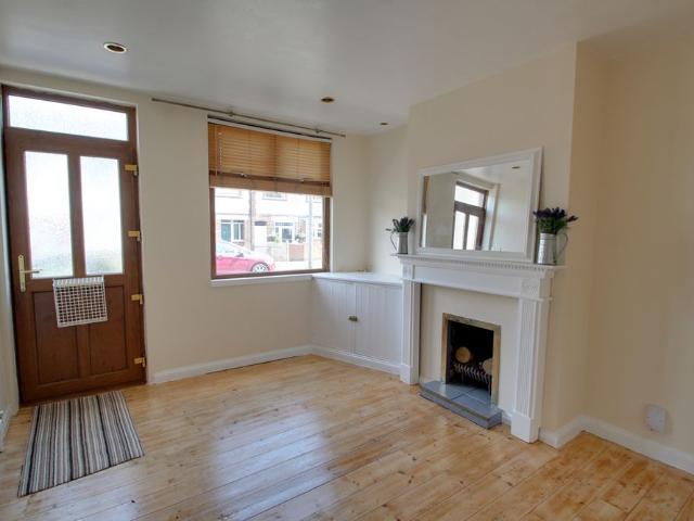 3 bed terraced house to rent in Vernon Road, Leicester, LE2