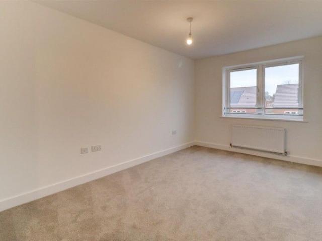 3 BED Terraced House To rent