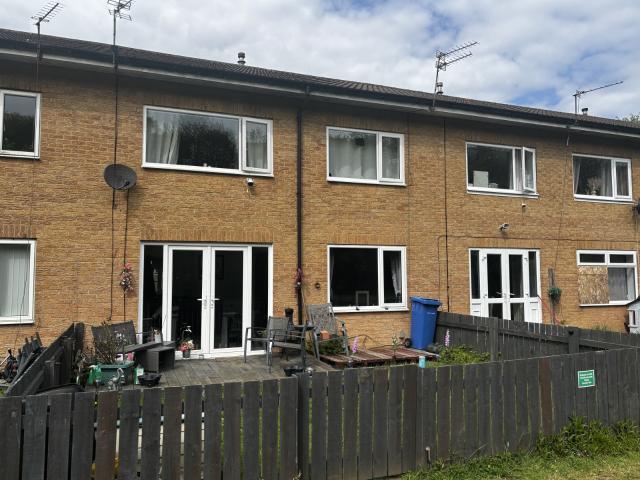 3 bed terraced house to rent