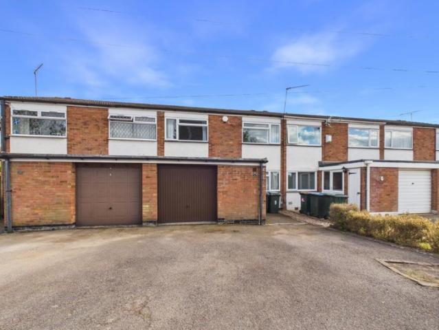3 BED Terraced House To rent