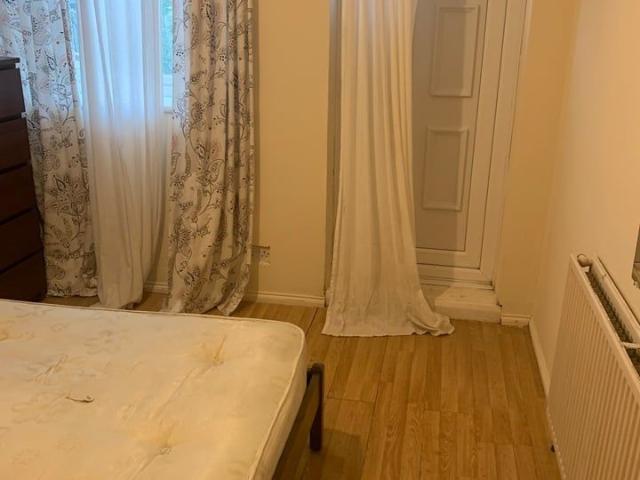3 Bed Terraced House, Trundleys Road, SE8