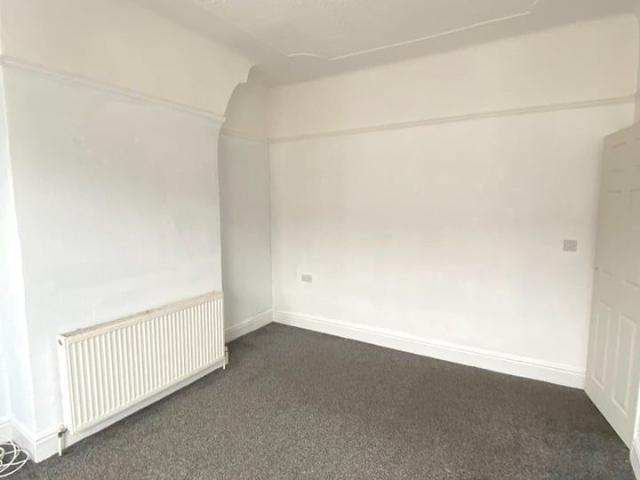 3 Bed Terraced House, Walsingham Road, CH44