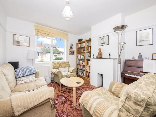 3 Bed Terraced House, Winforton Street, SE10