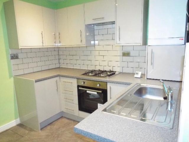 3 Bed Terraced House, Wilton Terrace, NG6