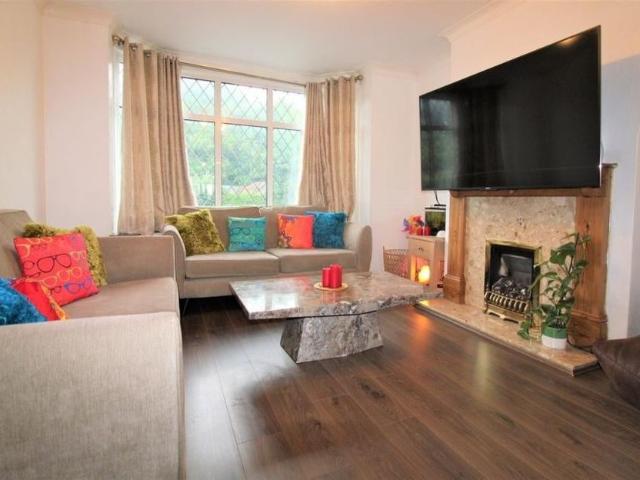 3 Bed Terraced House, Allesley Old Road, CV5