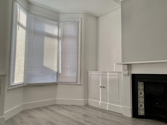 3 Bed Terraced House, Cambridge Road, L20