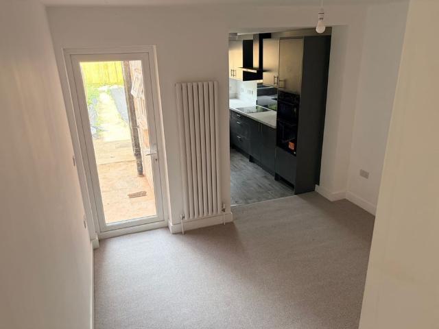 3 Bed Terraced House, Cardigan Road, RG1