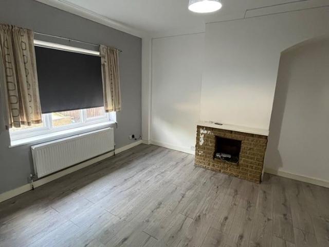 3 Bed Terraced House, Churchdown, BR1