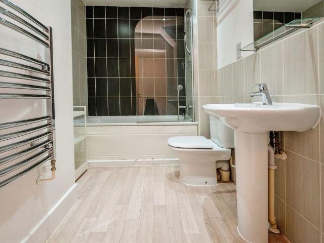 3 Bed Terraced House, Colbrand Grove, B15