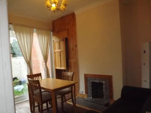 3 Bed Terraced House, Cromer Road, SW17