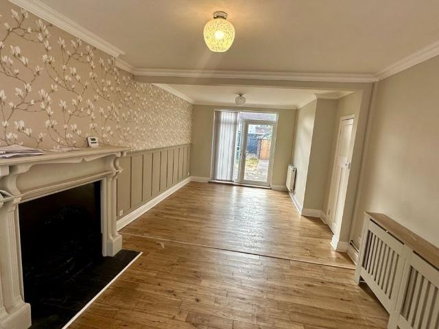 3 Bed Terraced House, Dennis Road, CV2