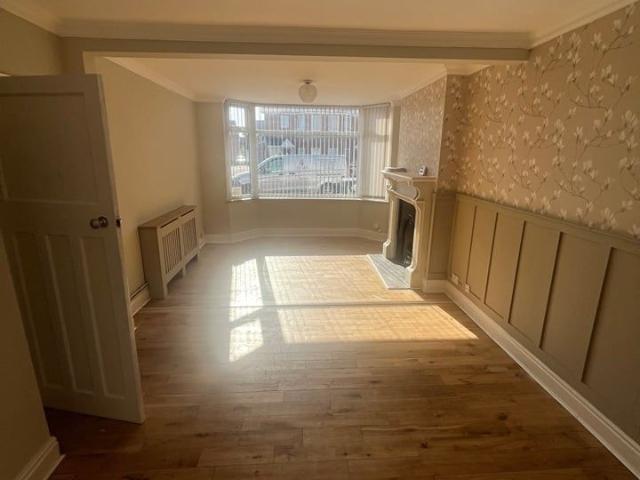 3 Bed Terraced House, Dennis Road, CV2